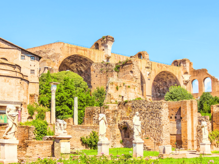 Roman Forum Guide: Must-See Monuments – World by Isa